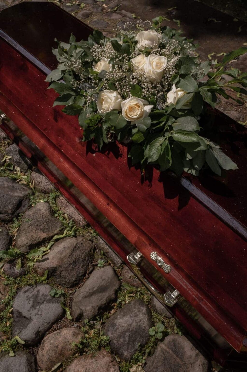 Significados de la corona fúnebre en Medellín | Funeraria Gómez